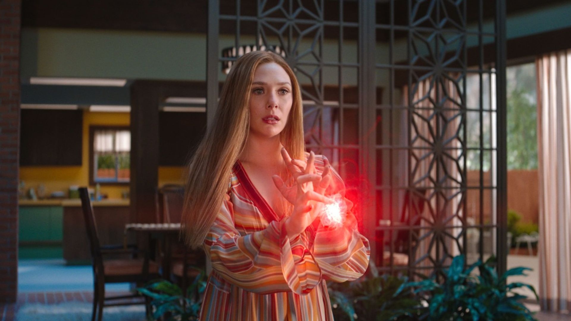 WandaVision teases MAJOR cameo - and fans think it will be Tony Stark ...