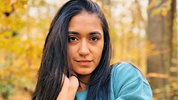 Death in Paradise's Josephine Jobert shows off her toned abs in crop ...