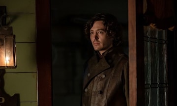Outlander actor reveals co-star moved into his home during filming ...