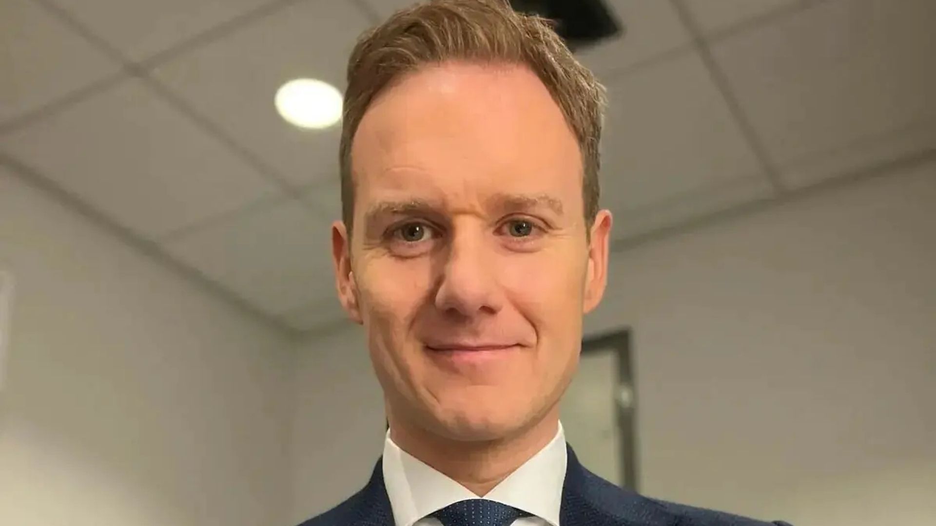 Dan Walker reveals major mishap during meeting with the Queen | HELLO!