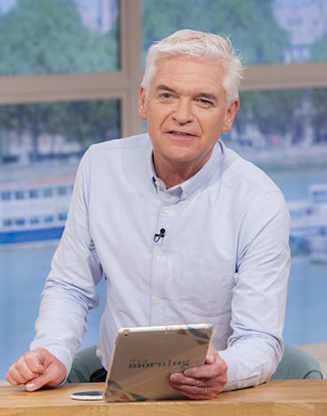 Phillip Schofield breaks down in tears during emotional moment with ...