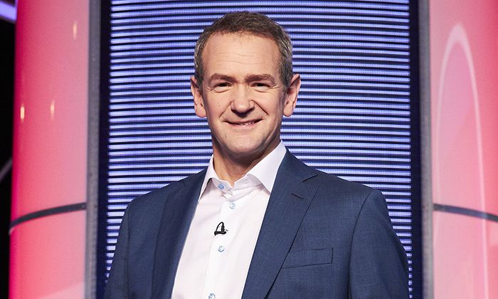 Meet Alexander Armstrong's wife and children | 15 Minute News