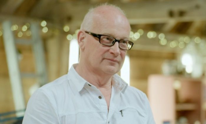 Dua Lipa flashes sideboob in a quirky butterfly crop top and flares as ...