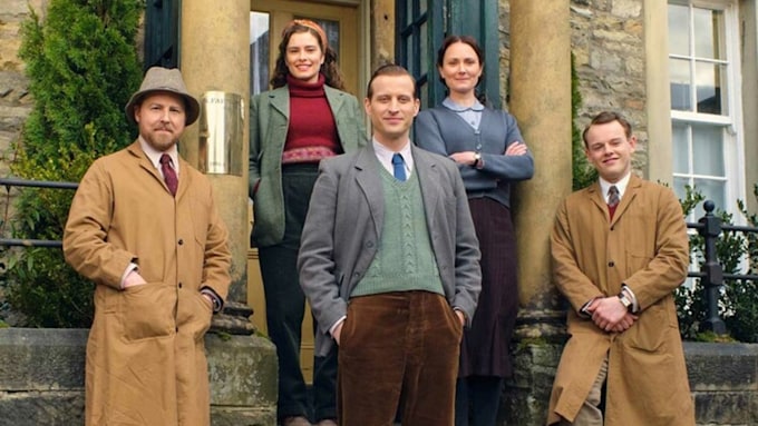 All Creatures Great and Small star warns of 'really tough' moments for ...