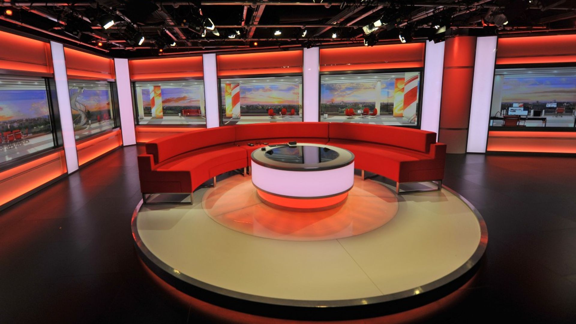 BBC Breakfast viewers confused by presenter’s outfit | HELLO!