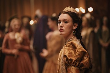 EXCLUSIVE: First look clip Blood, Sex and Royalty – Netflix's racy new ...
