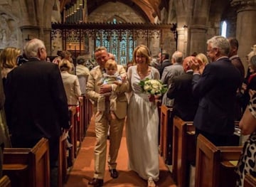 Christmas on the Farm star Jules Hudson's unearthed gorgeous wedding ...