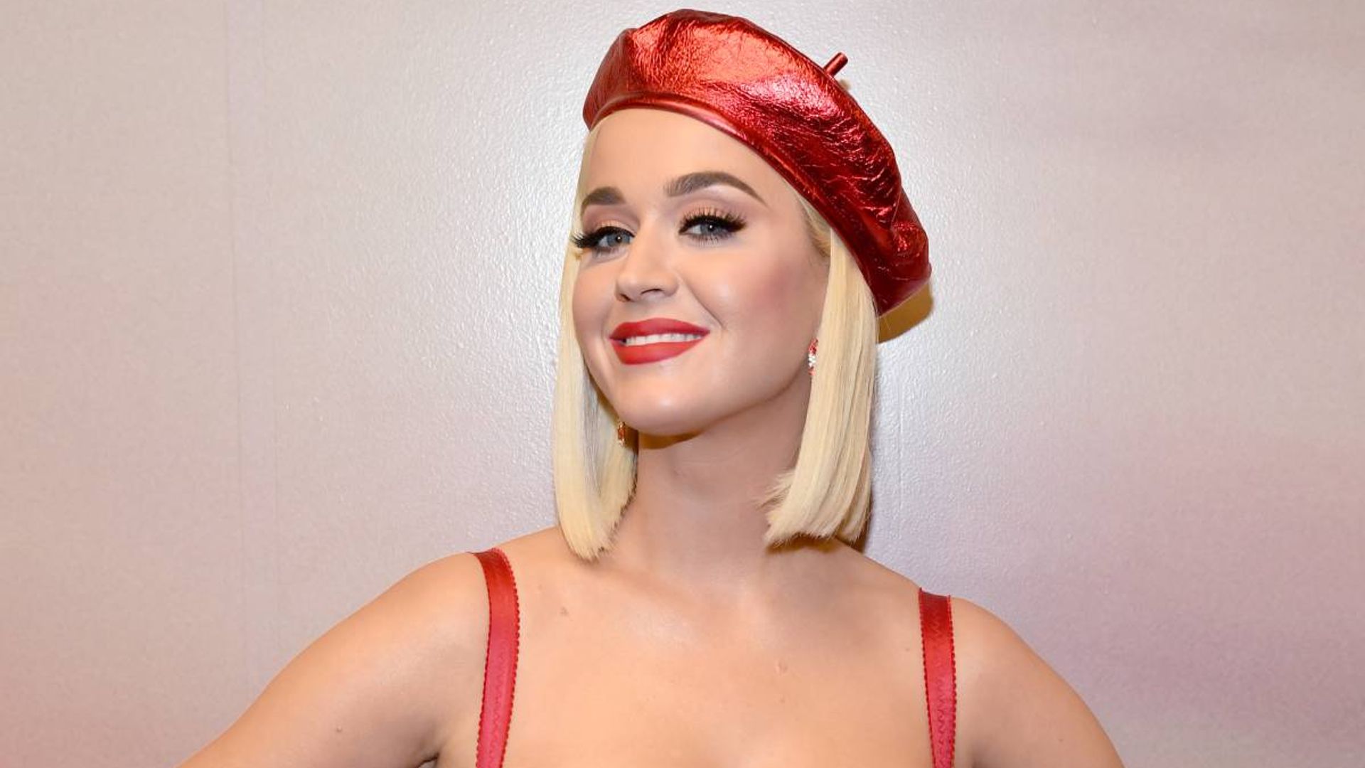 Katy Perry sparks reaction with bold hair transformation - as baby ...