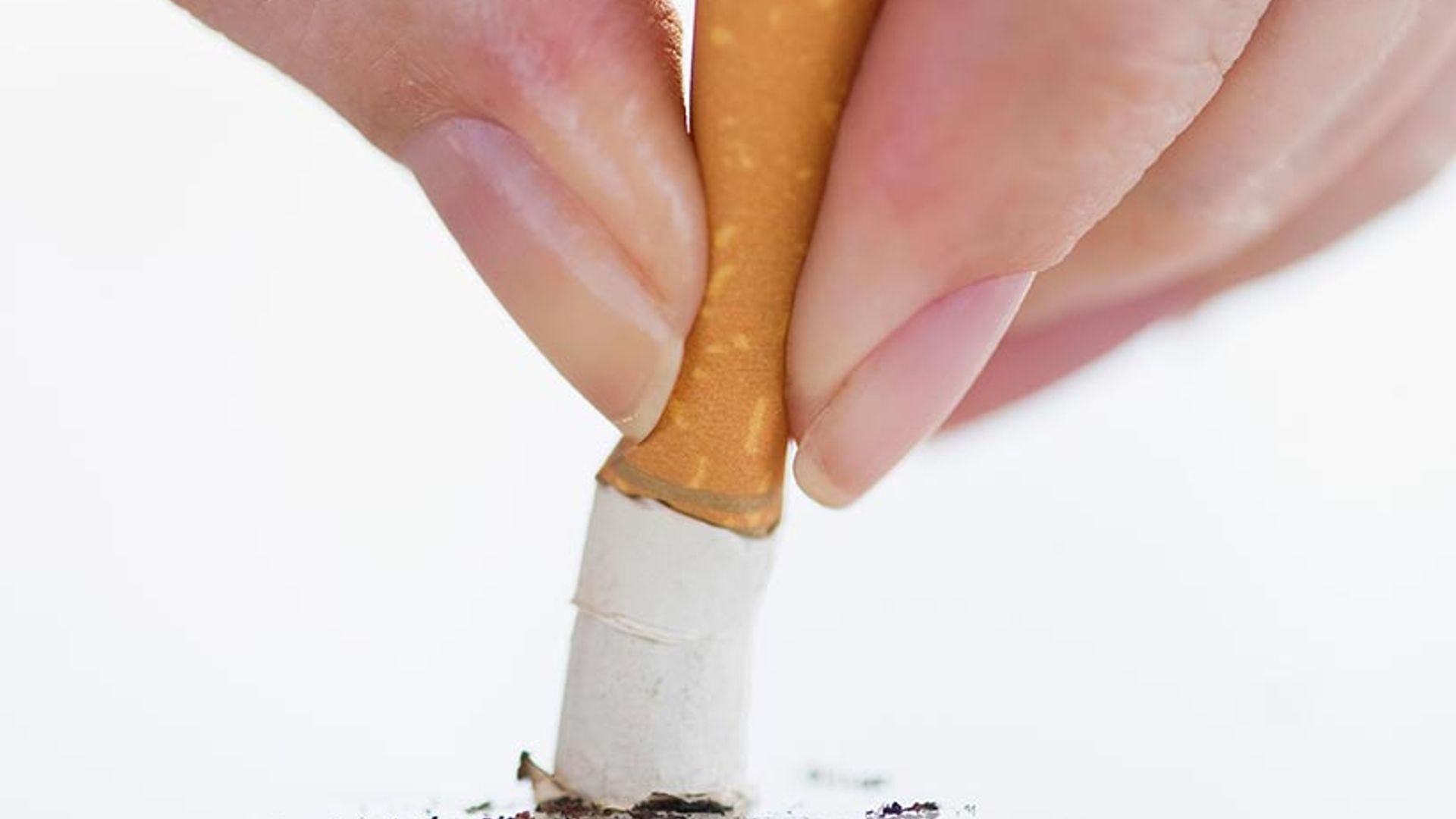 The best incentives and tips for quitting smoking | HELLO!