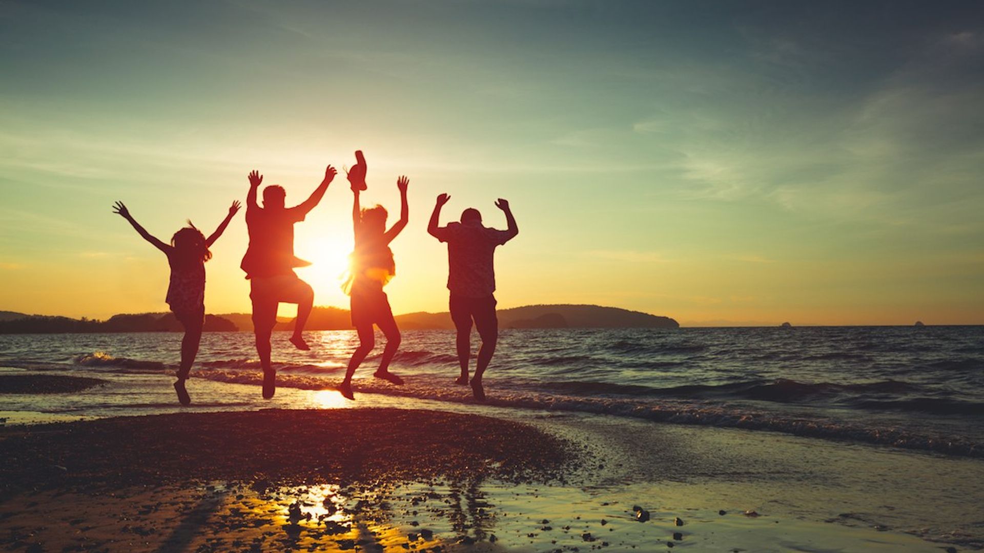 Hot weather health - how to treat everything from sunburn to prickly ...