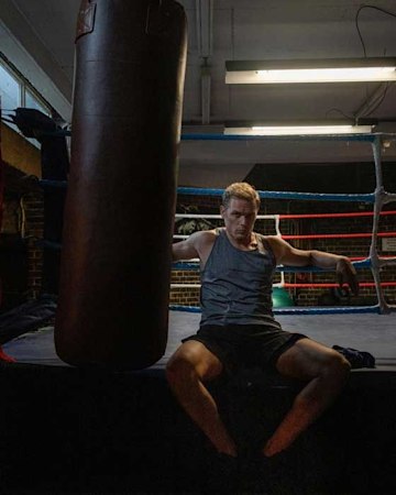 Outlander actor Sam Heughan wows with seriously muscly new photo – fans ...