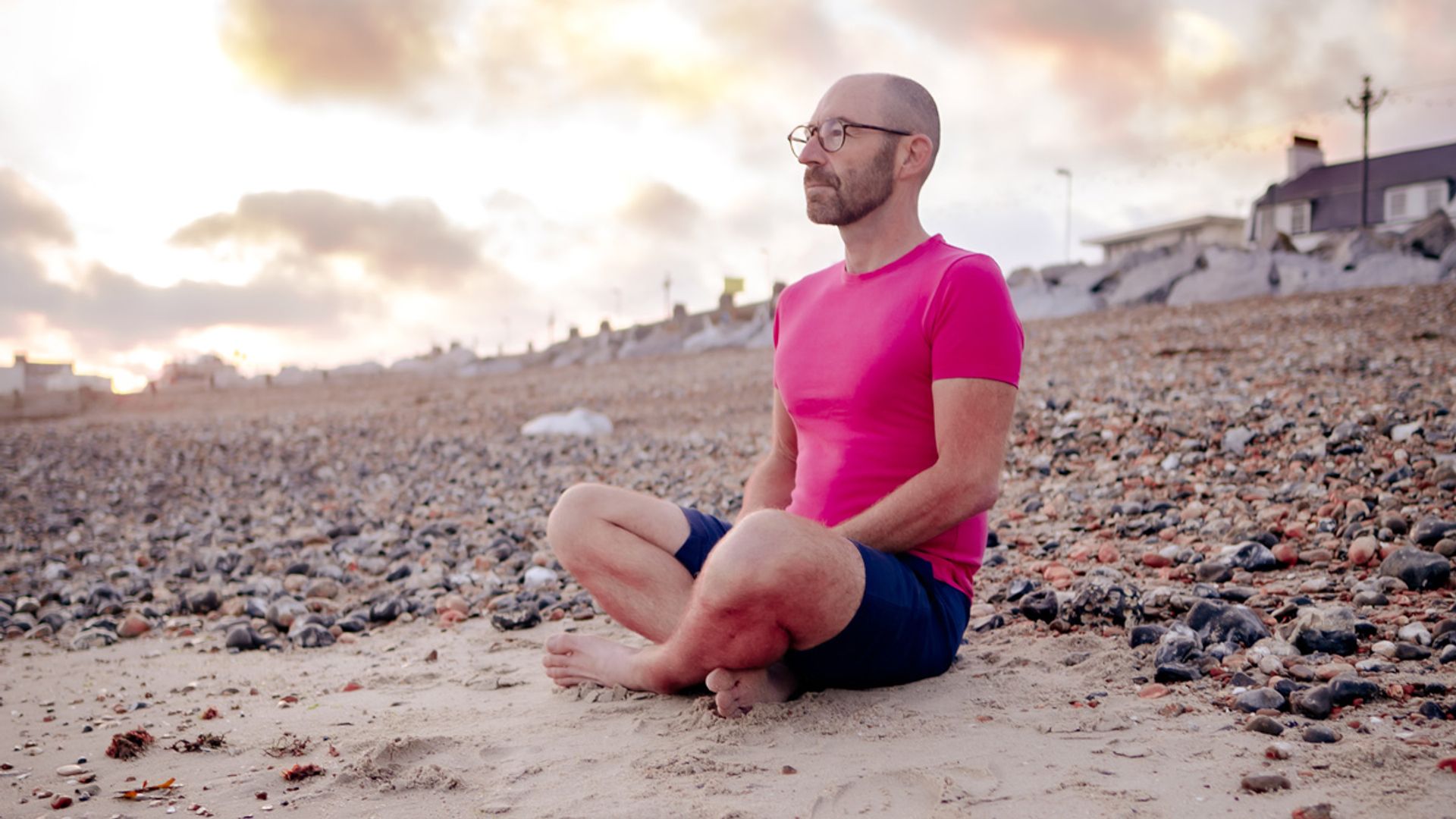 Anxiety story: Living by the ocean eased my stress and isolation | HELLO!