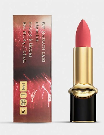 Addison Rae's pretty peach lips are perfect for spring - get the exact ...