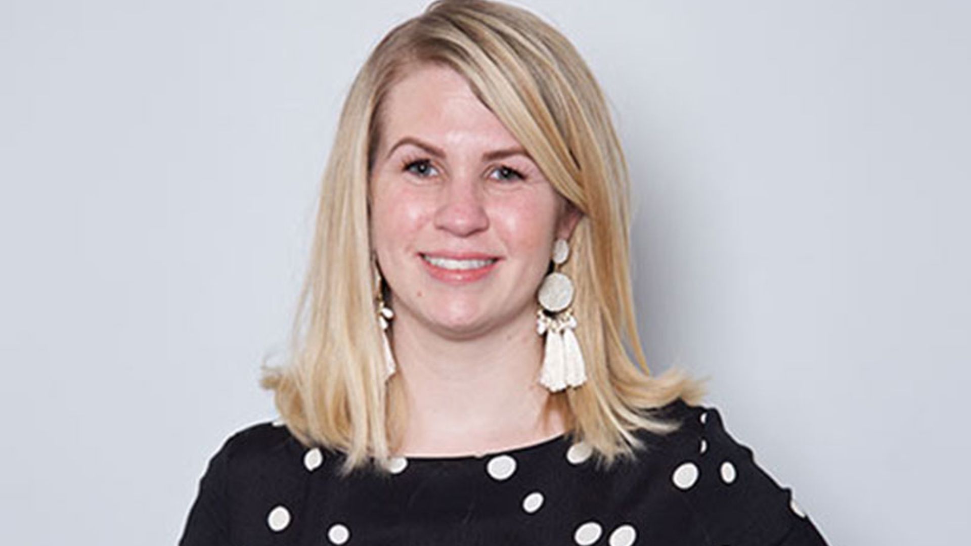 HELLO!'s Star Mum Lisa Wells opens up about incurable cancer diagnosis ...