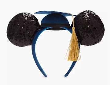34 Graduation gift ideas for the class of 2022 | HELLO!