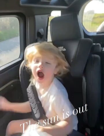 Jamie Oliver shares adorable with video of son River dancing in the sun ...