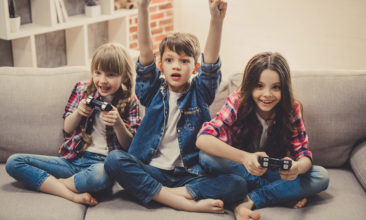 14 cool tech gifts for kids & tweens 2022: From Echo Dot Kids to Kindle ...