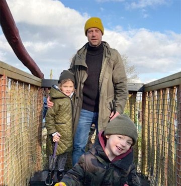 I'm a Celebrity's Frankie Bridge's cutest family photos with husband ...