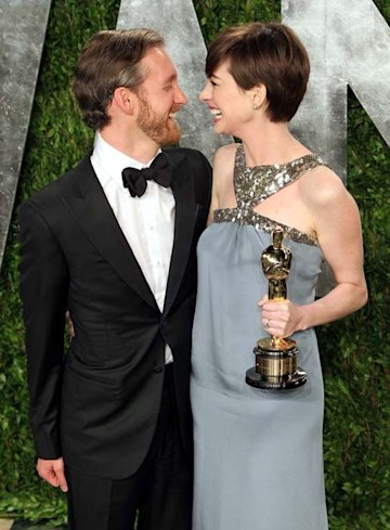 Anne Hathway's family: Inside her private life with Adam Shulman and ...