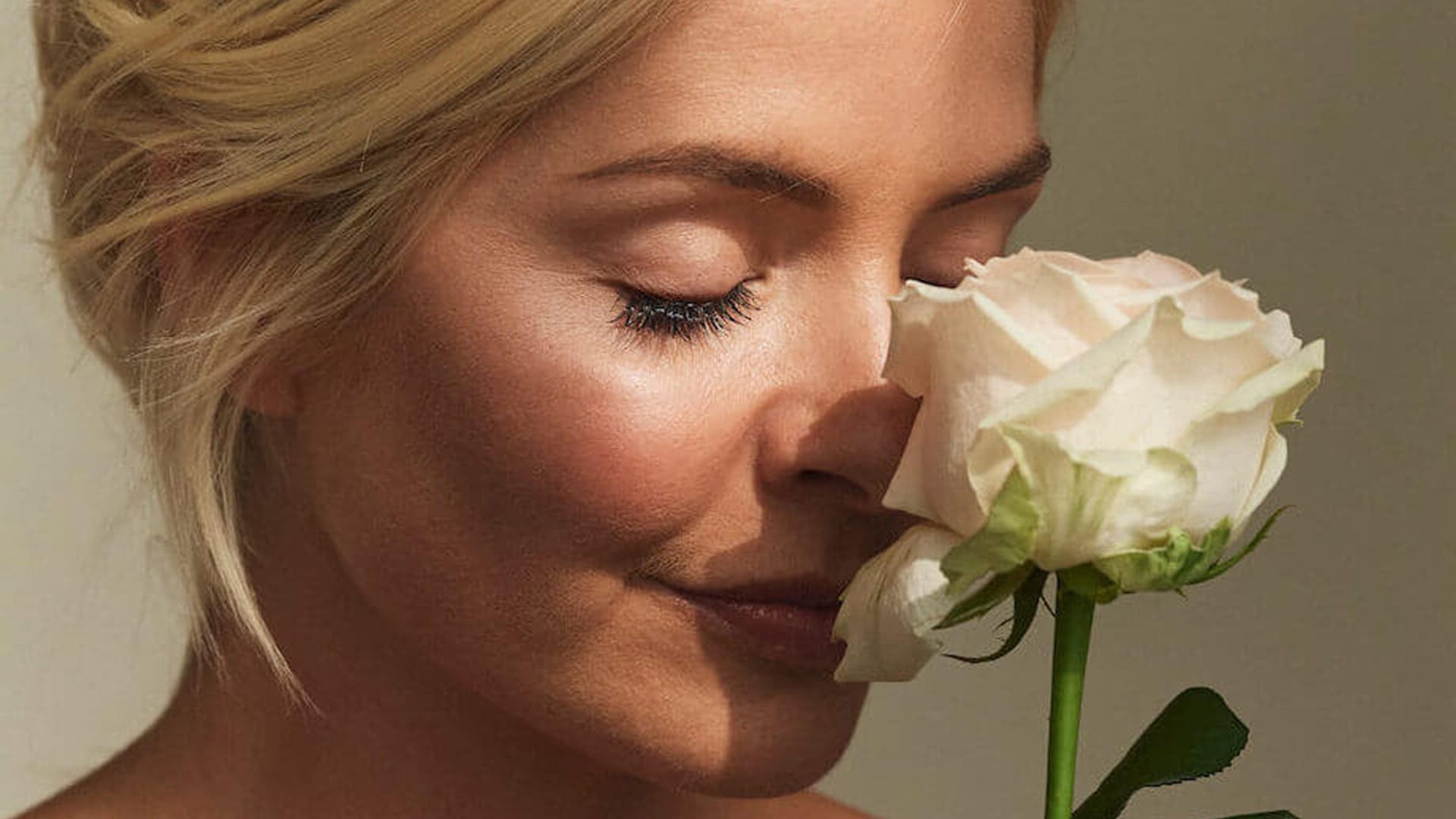 Holly Willoughby looks dreamy as she announces new arrival | HELLO!