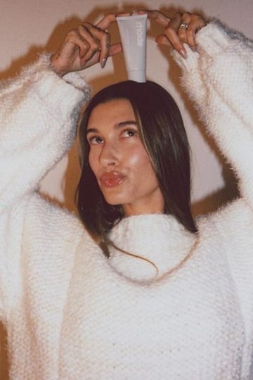 Hailey Bieber shares the exact steps to get her dewy skin look - see ...