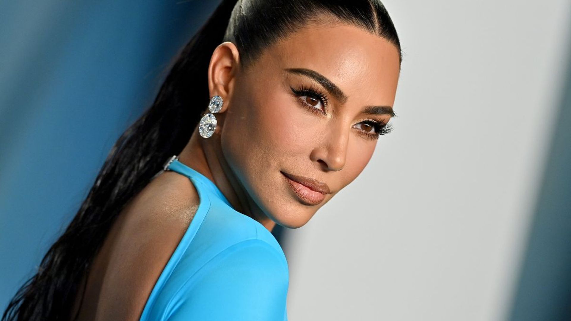 Kim Kardashian just bought one of Princess Diana's most famous pieces ...