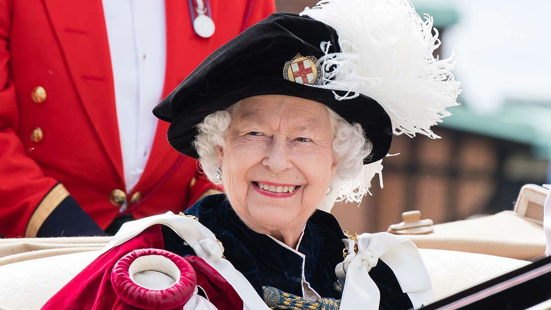 Royal first as the Queen opens this part of her Windsor Castle home to ...