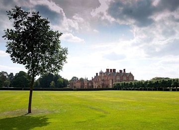 Take a rare look inside the Queen's country retreat, Sandringham House ...