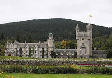 The Queen's holiday home Balmoral Estate is about to become green ...