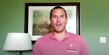 Peter Phillips shares a rare look inside his home at Gatcombe Park ...