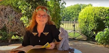 Sarah Ferguson films inside home where Princess Beatrice and Eugenie ...