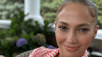 Jennifer Lopez shares video inside stylish kitchen at home in the ...