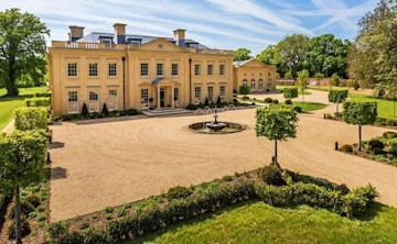 5 of the most-viewed homes on Rightmove in 2020 revealed – see inside ...