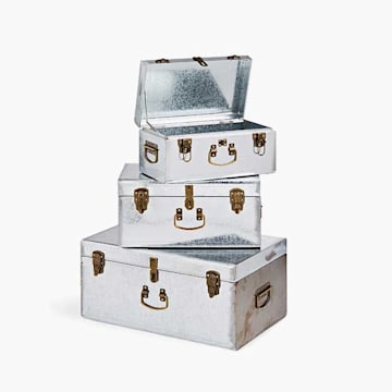 Amanda Holden's gorgeous house is decorated with QVC homeware – these ...