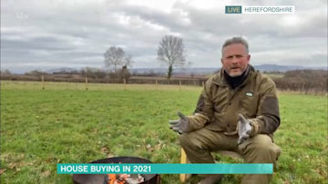 Escape to the Country's Jules Hudson's £100k home renovations revealed ...