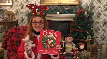 Sarah Ferguson gives unprecedented access inside royal home with fun ...