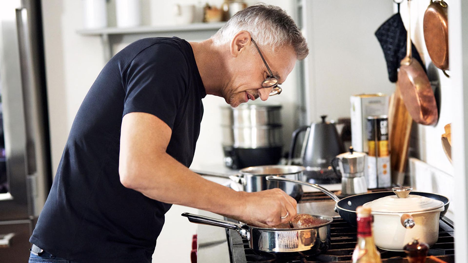 Gary Lineker's ultra-organised kitchen in £4million home as you've ...