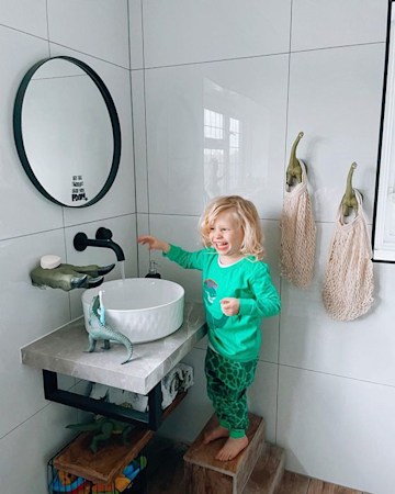Stacey Solomon defends giving son Rex own bathroom - and not Zachary ...