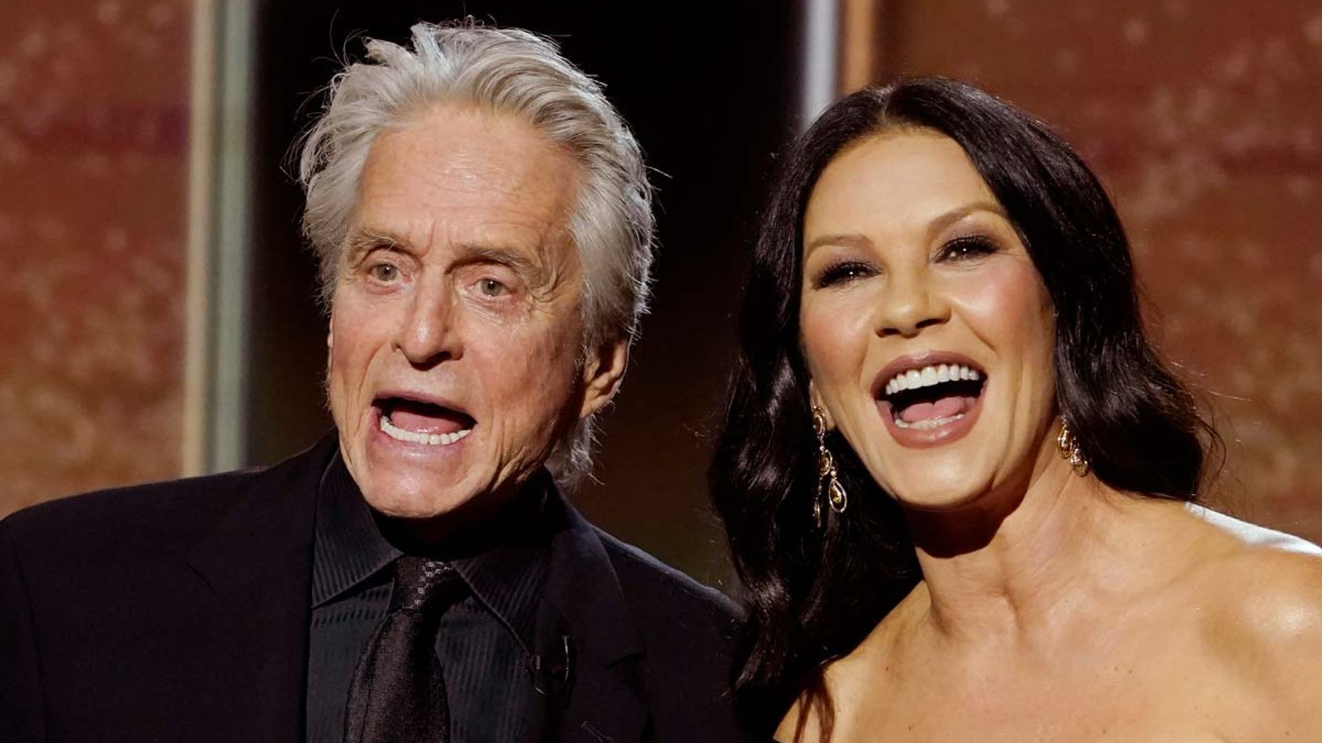 Homeowner discovers cheeky dad’s secret note about the Spice Girls, leaving people in stitches ...