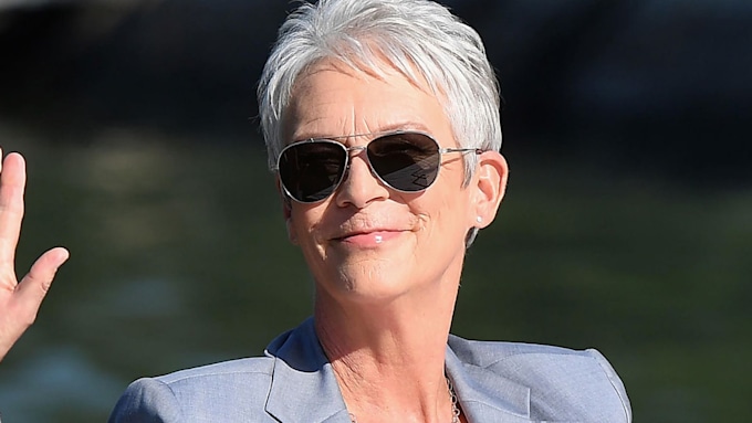 Jamie Lee Curtis delights fans with sun-soaked beach photo | HELLO!