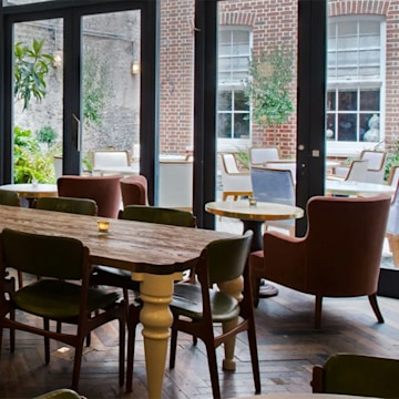 Inside Prince Harry and Meghan Markle's exclusive Soho House first date ...