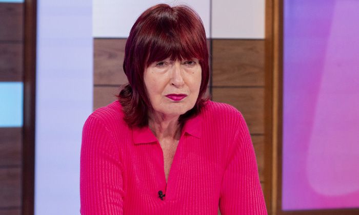 Aaron Taylor-Johnson flaunts his six pack abs on set of The Fall Guy ...