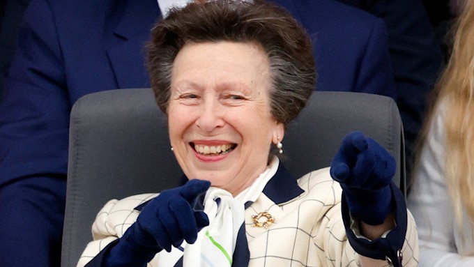 Is this Princess Anne's secret party barn? | HELLO!