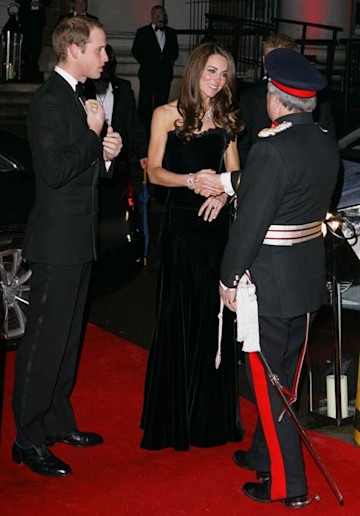 Military wife Kate pays tribute to nation's heroes | HELLO!