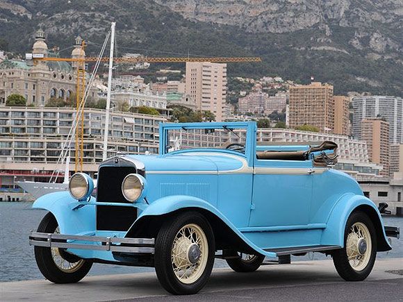 Prince Albert of Monaco selling some of Prince Rainier's car collection ...