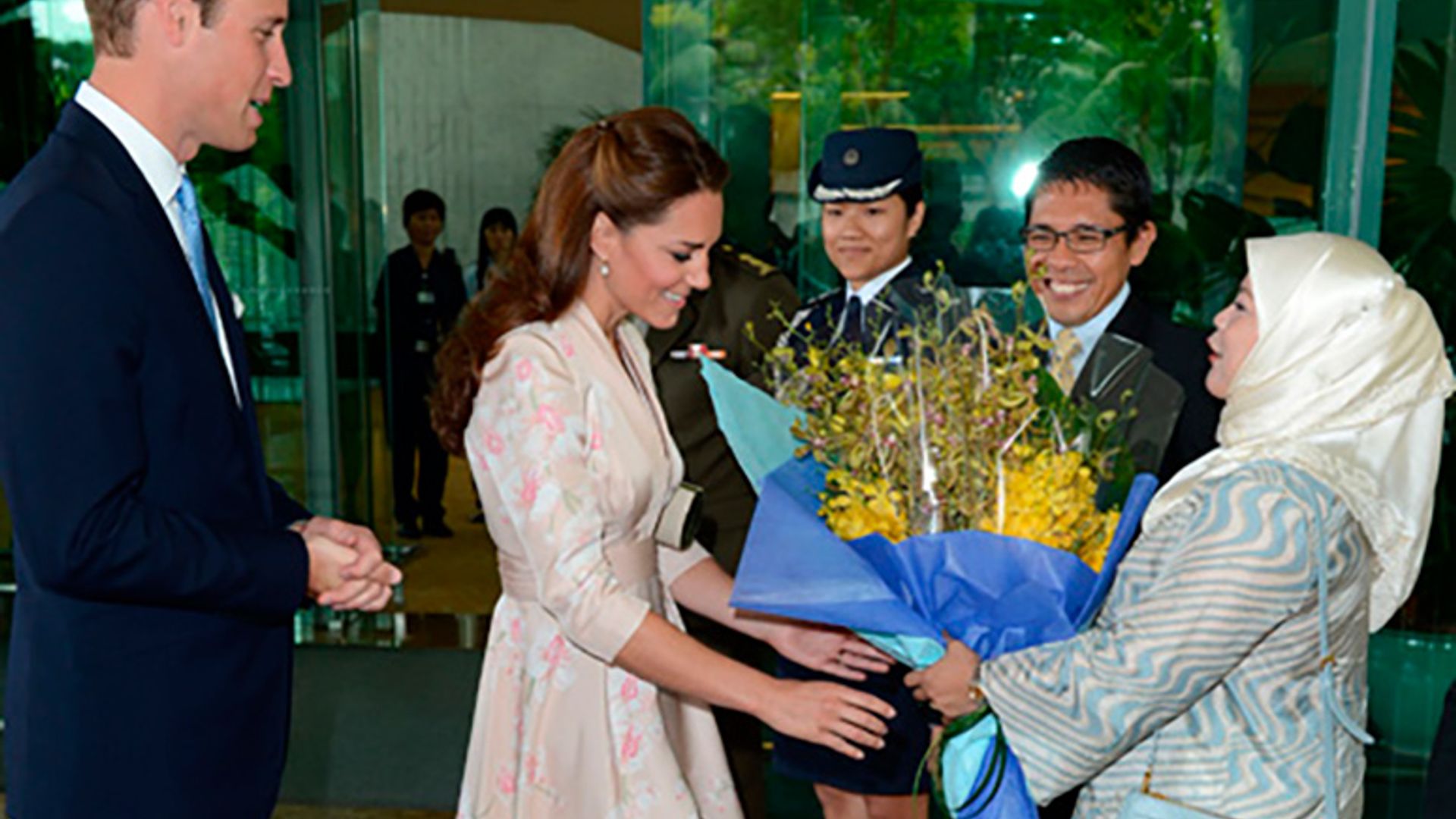 William and Kate South East Asia Tour: Royal couple welcomed to ...