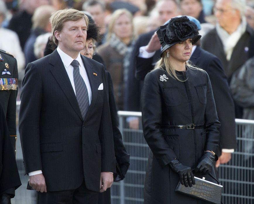 King Willem-Alexander and Queen Maxima make first official appearance ...