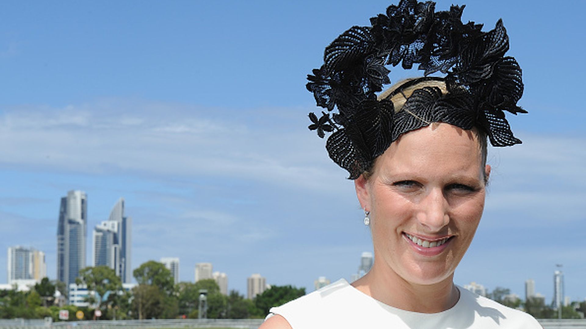 Queen Elizabeth's granddaughter Zara Phillips wows in $550K jewels at ...