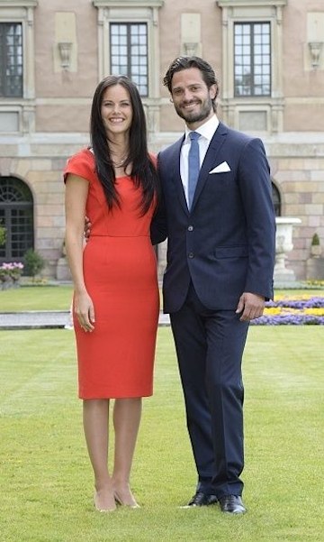 Prince Carl Philip's ex-girlfriend speaks out: 'I felt love with him ...