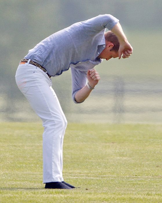 Prince William shows off impressive yoga skills while preparing for ...